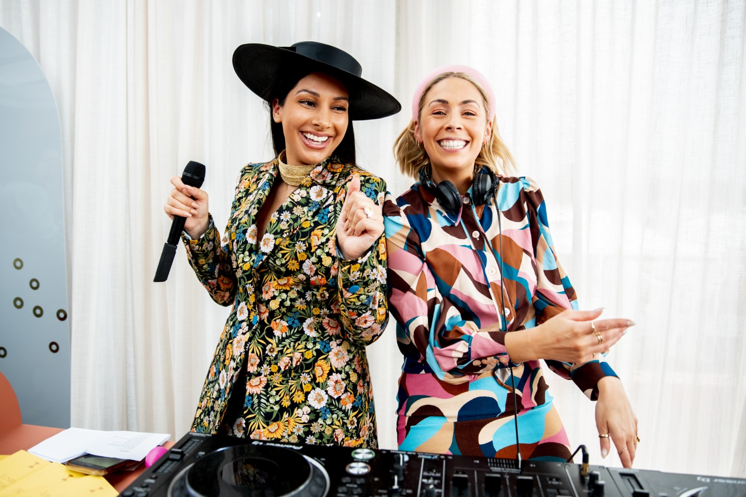 DJ Band Hire Melbourne | Top Dog Entertainment